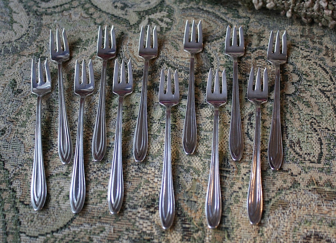 1847 Rogers Bros Three Tine Fruit Forks - Silhouette Pattern - Set of ...
