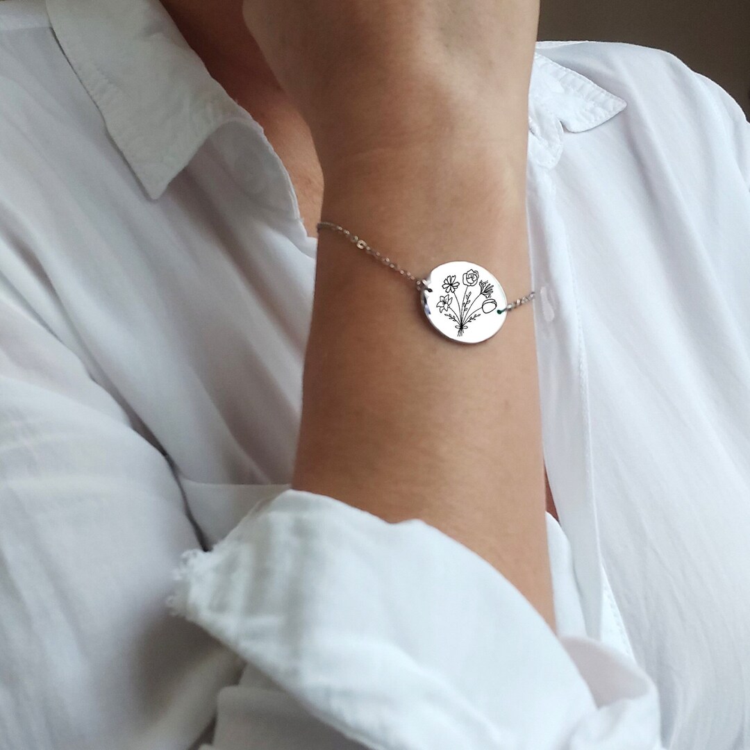 Custom Combined Family Birth Flower Bouquet Bracelet, Leather Wristband ...