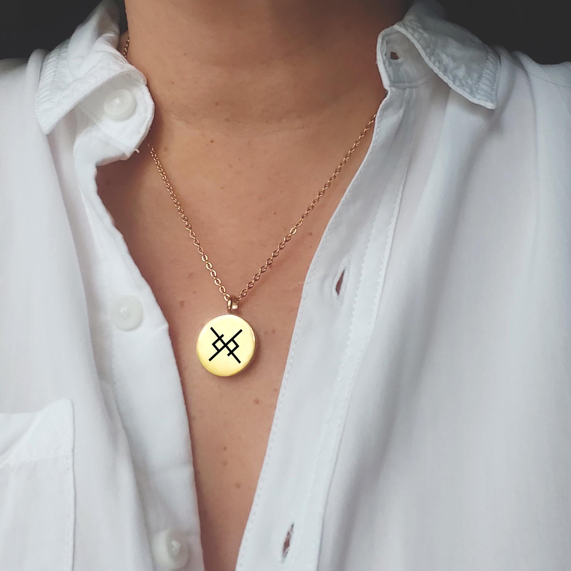 Viking Eternal Love Symbol Locket With Picture for Couples ...