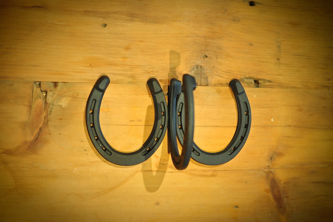 6 Coat Wall Mounted Authentic Horseshoe Coat Racks. 32 5/8L X - Etsy