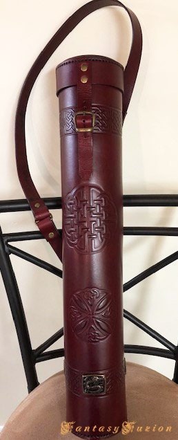 Leather Map Tube // Medieval Adventurer Hunter Map Pouch // - Etsy Canada