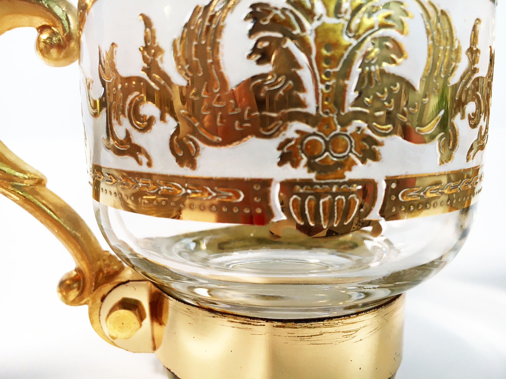 Vintage Gold Glass Coffee Mugs - Set of 4 Clear Dragon Design Gold ... Vintage Gold Glass Coffee Mugs - Set of 4 Clear Dragon Design Gold ...