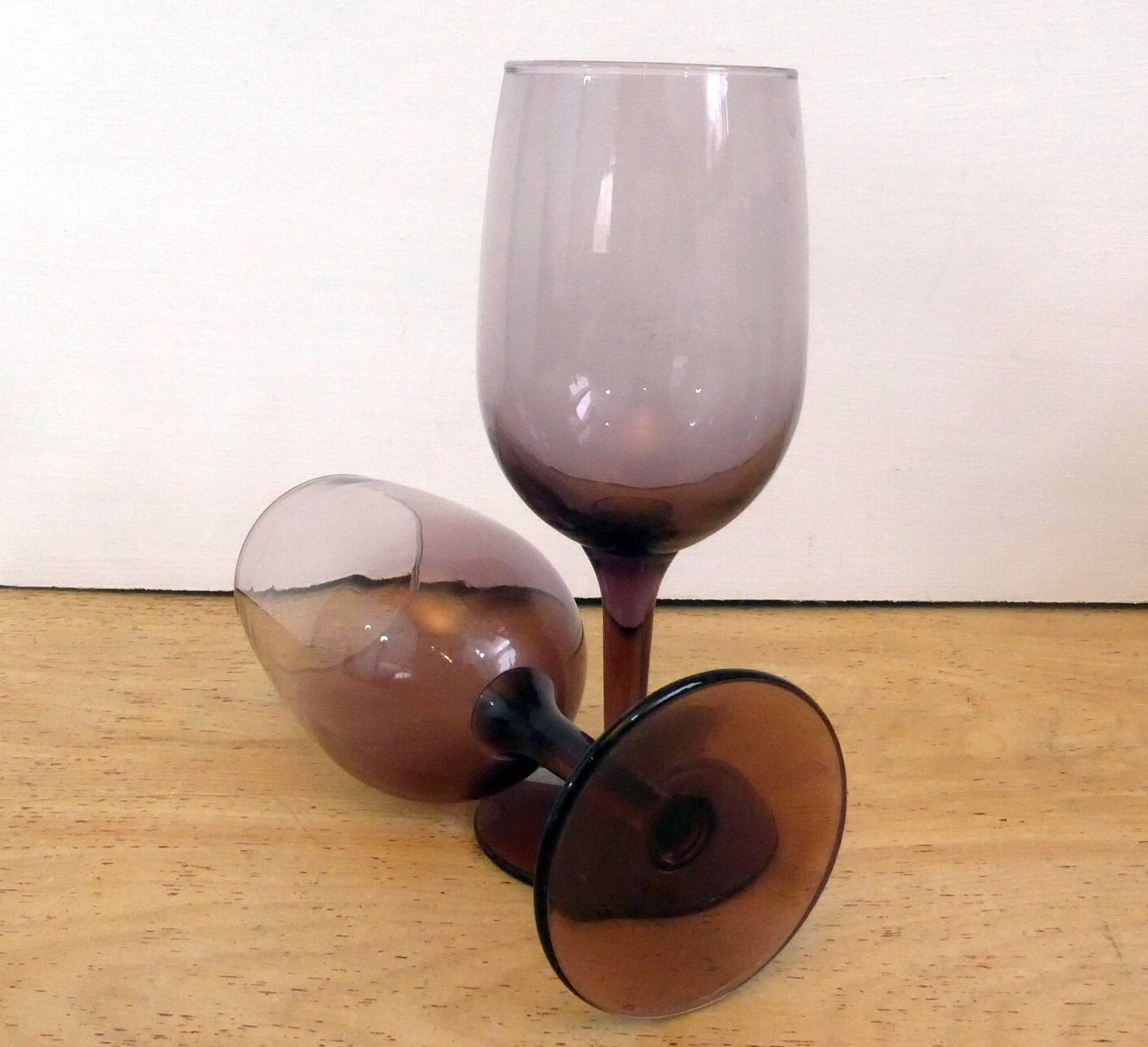 Vintage Purple Wine Glasses - Retro Set of 5 Stemmed Purple Wine ...