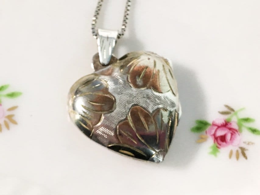 Vintage Sterling Silver Locket Etched w/ Unique Flower or Leafy Design ...