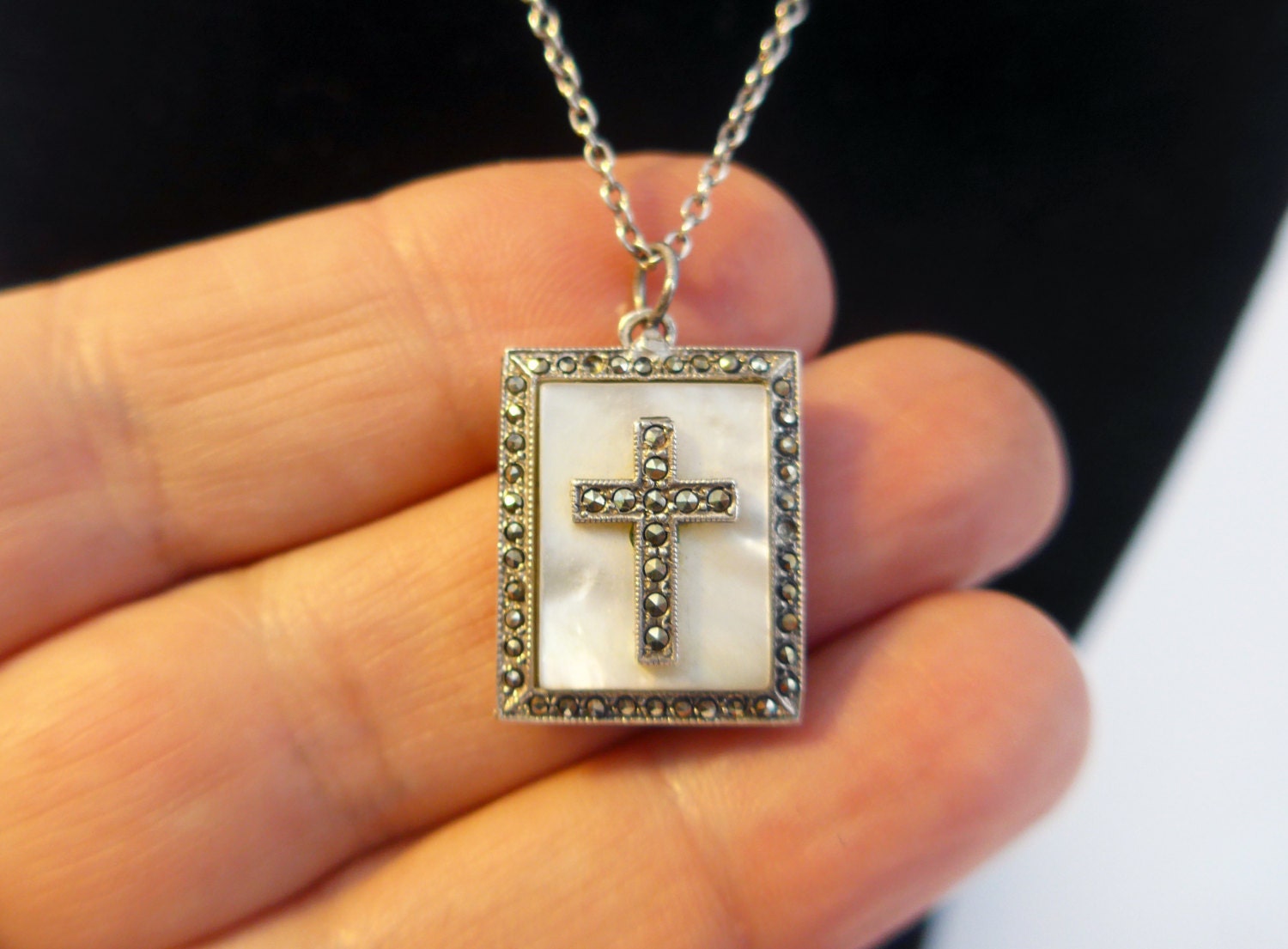 Locket Sterling Silver Mother of Pearl Marcasite Vintage Necklace - 925 ...