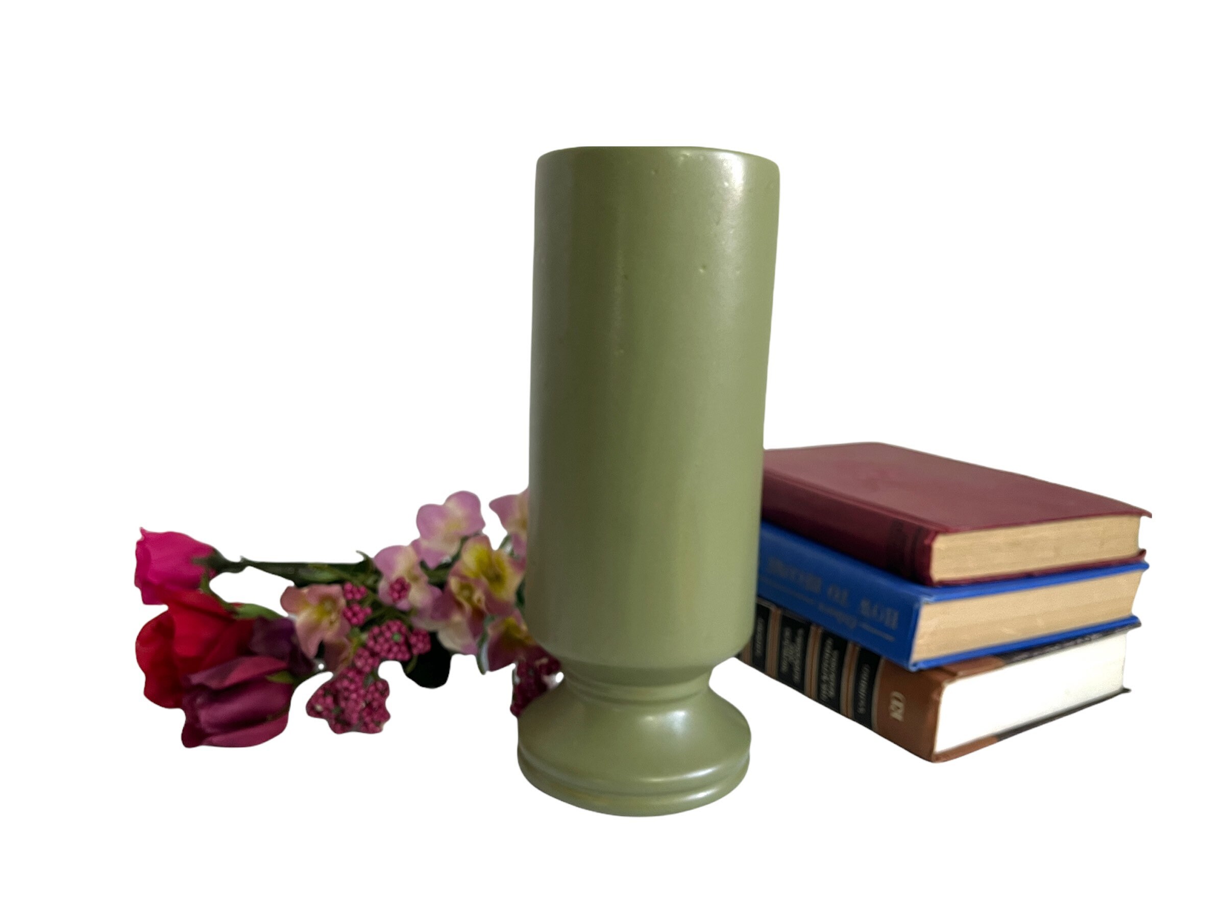 Vintage Floraline Pottery Vase McCoy Pottery #412 - Avocado Green Matte ...