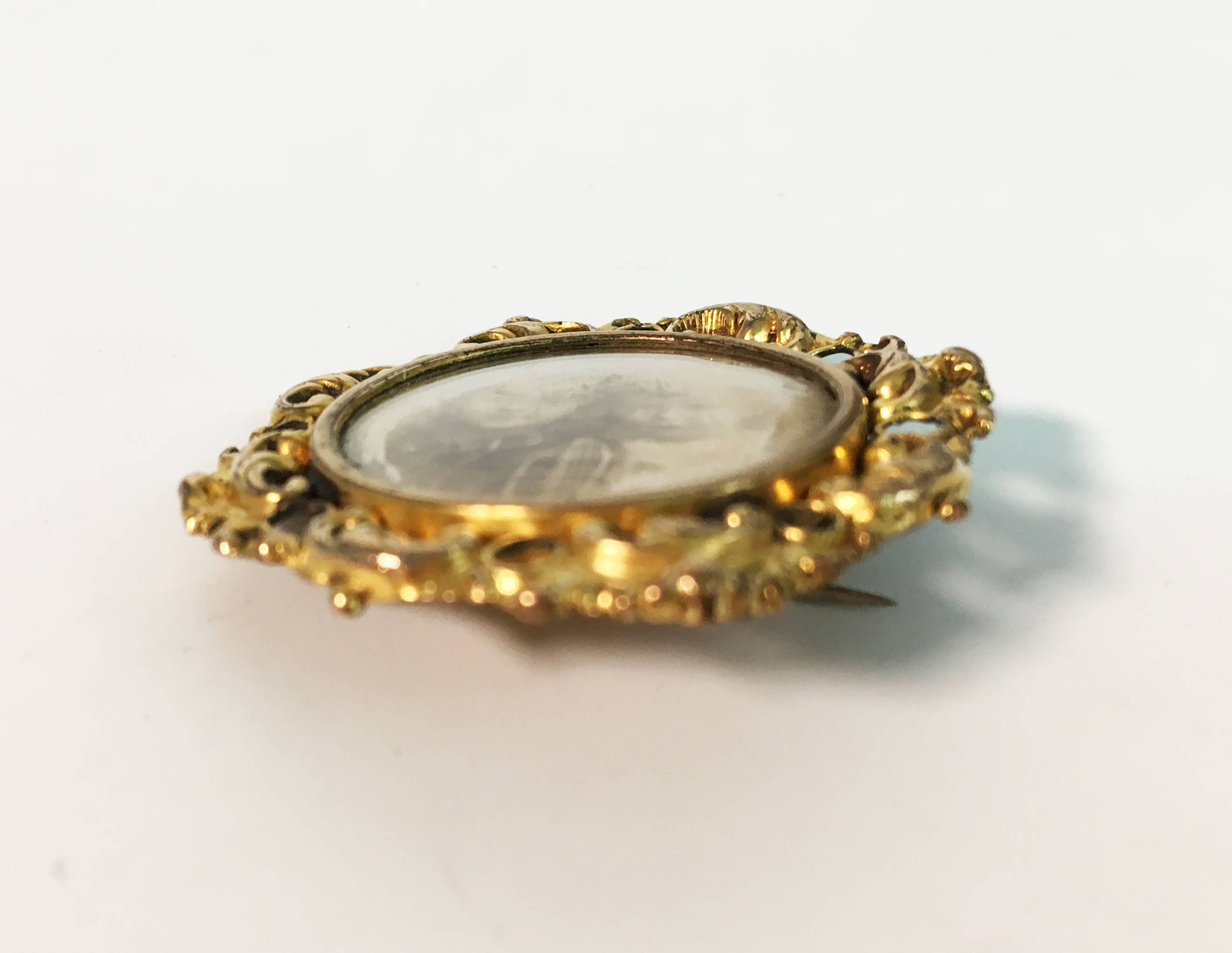Ornate Gold Tone Victorian Brooch Pin - Gold Tone Victorian Oval Pins ...