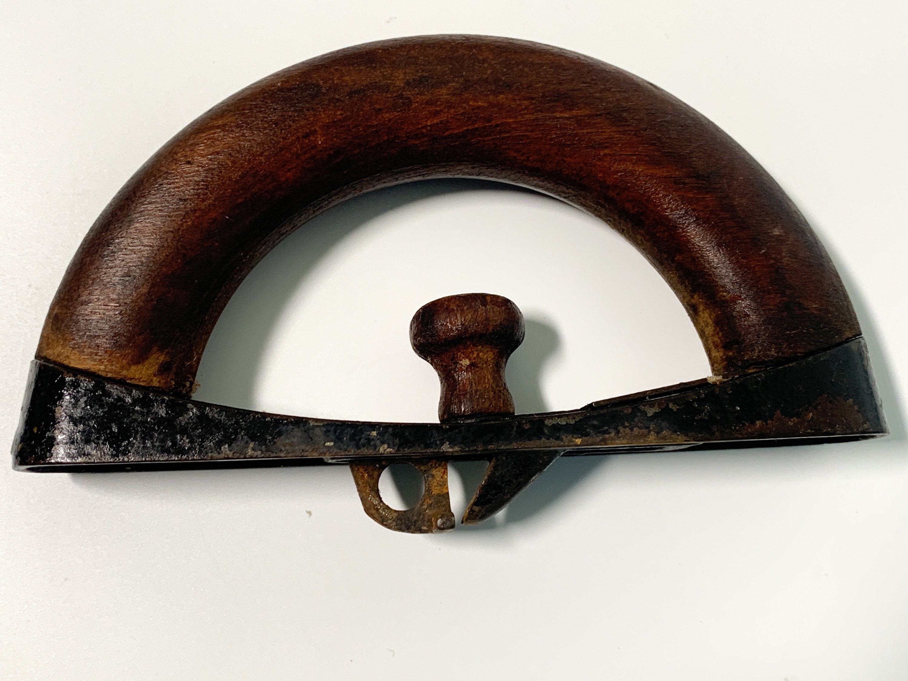 Antique ENTERPRISE Co Sad Iron w/ Wood Handle & GRISWOLD Cast Iron Tray ...