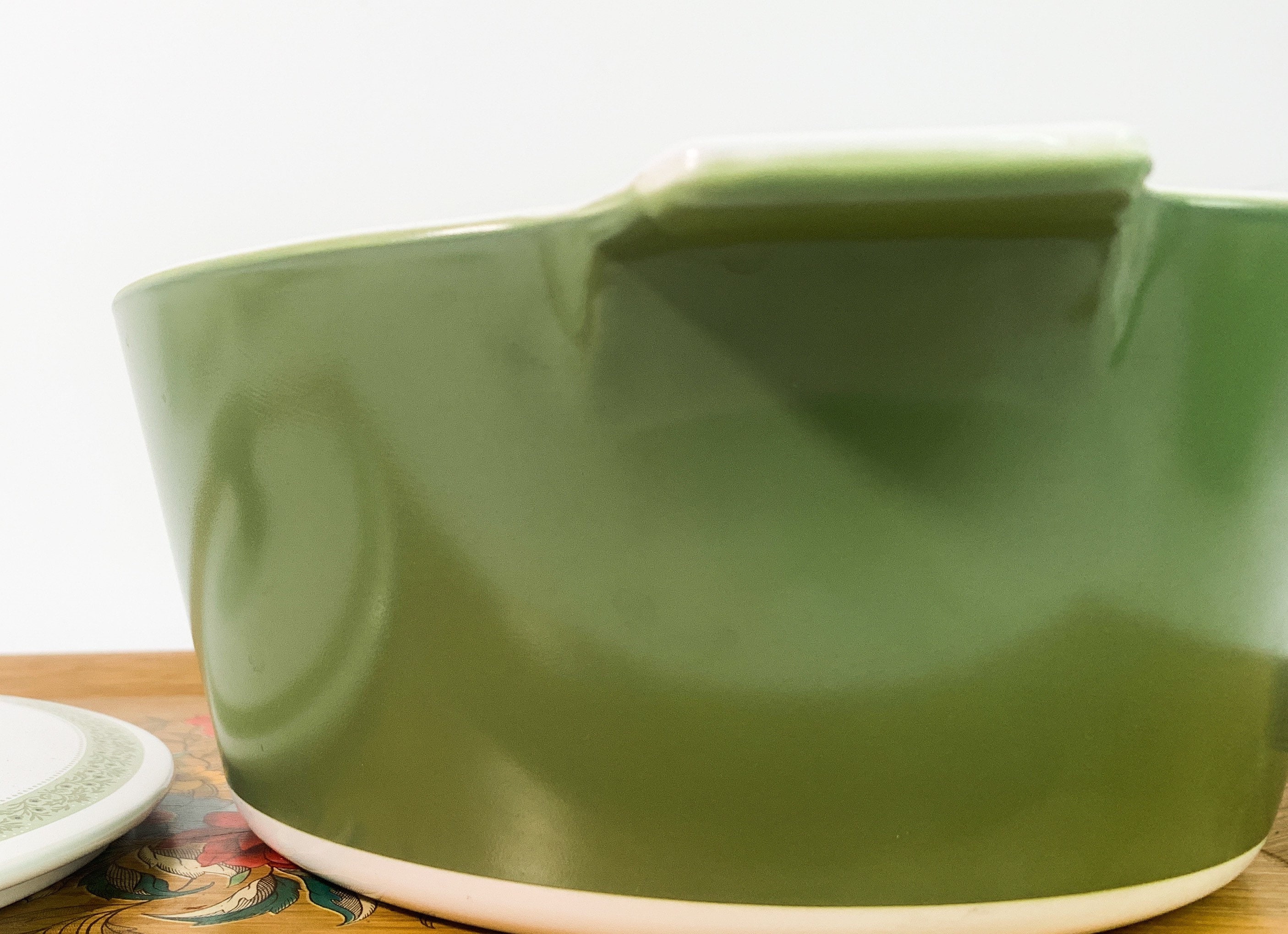 Vintage Lynwood Green Round Casserole w/ Lid Corning 1970 Kitchen ...