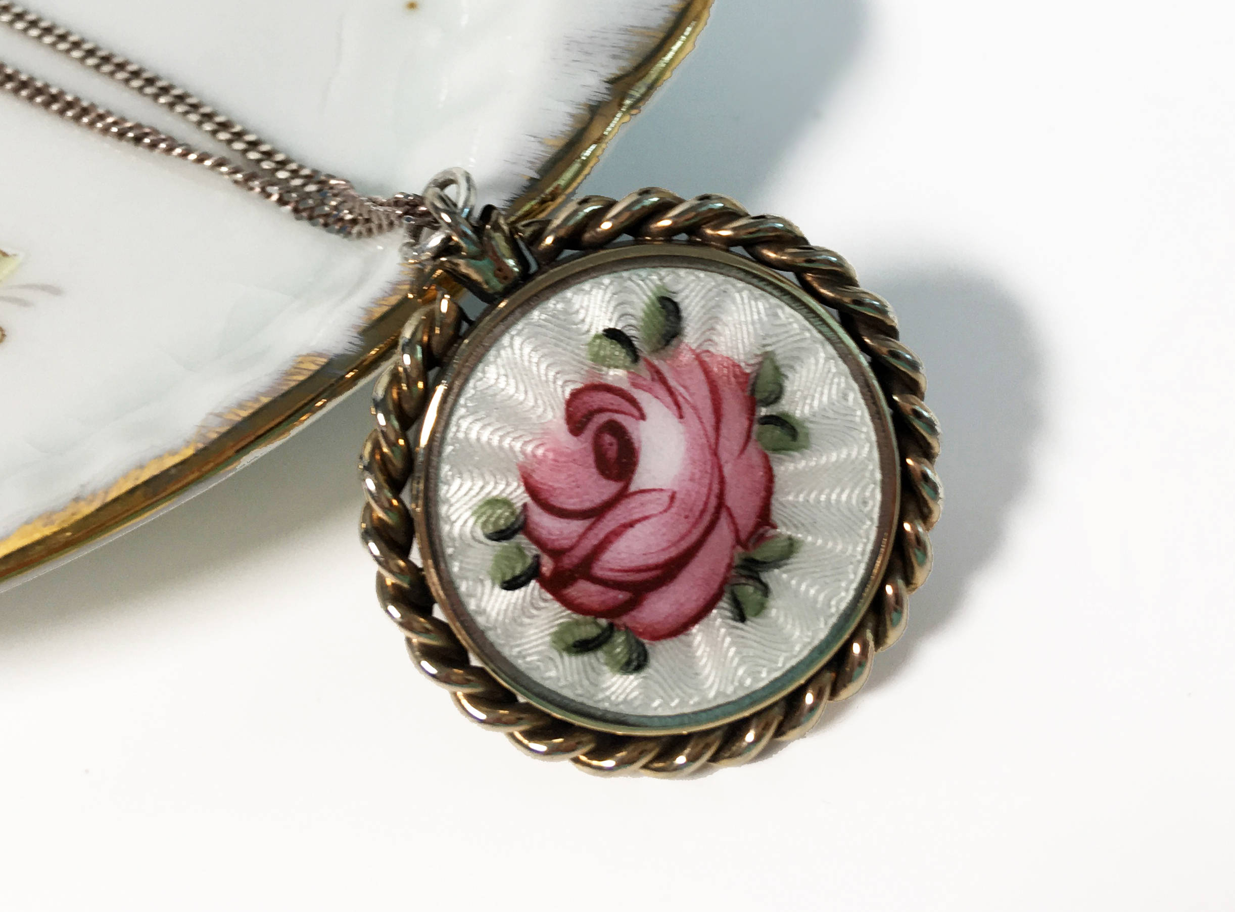 SHIPS FREE - Vintage Guilloche Locket Round Pendant Locket w/ Enamel on ...