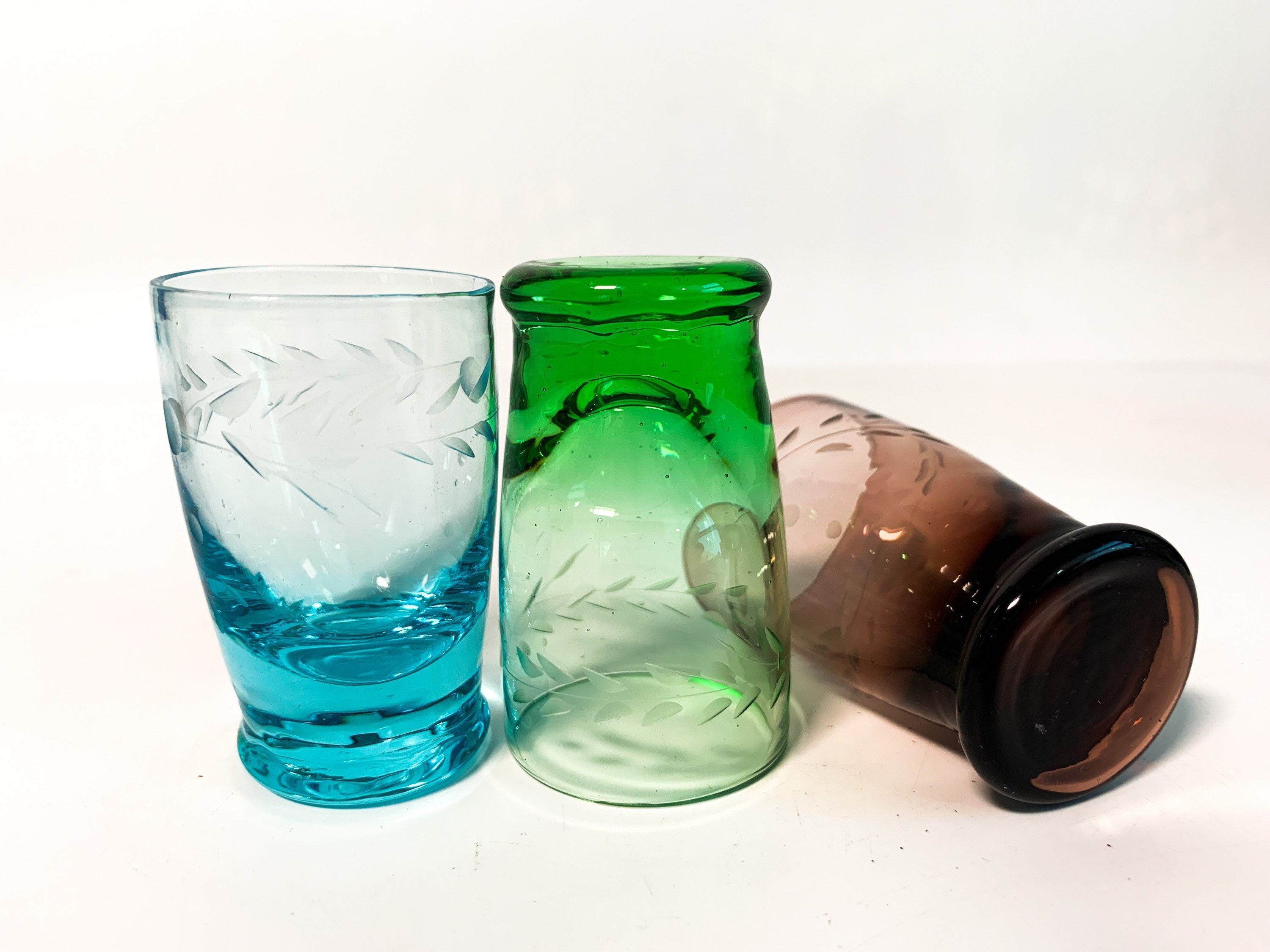 5 Vintage Etched Cordial Multi-Colored Glasses - 5 Etched Hand Blown ... 5 Vintage Etched Cordial Multi-Colored Glasses - 5 Etched Hand Blown ...