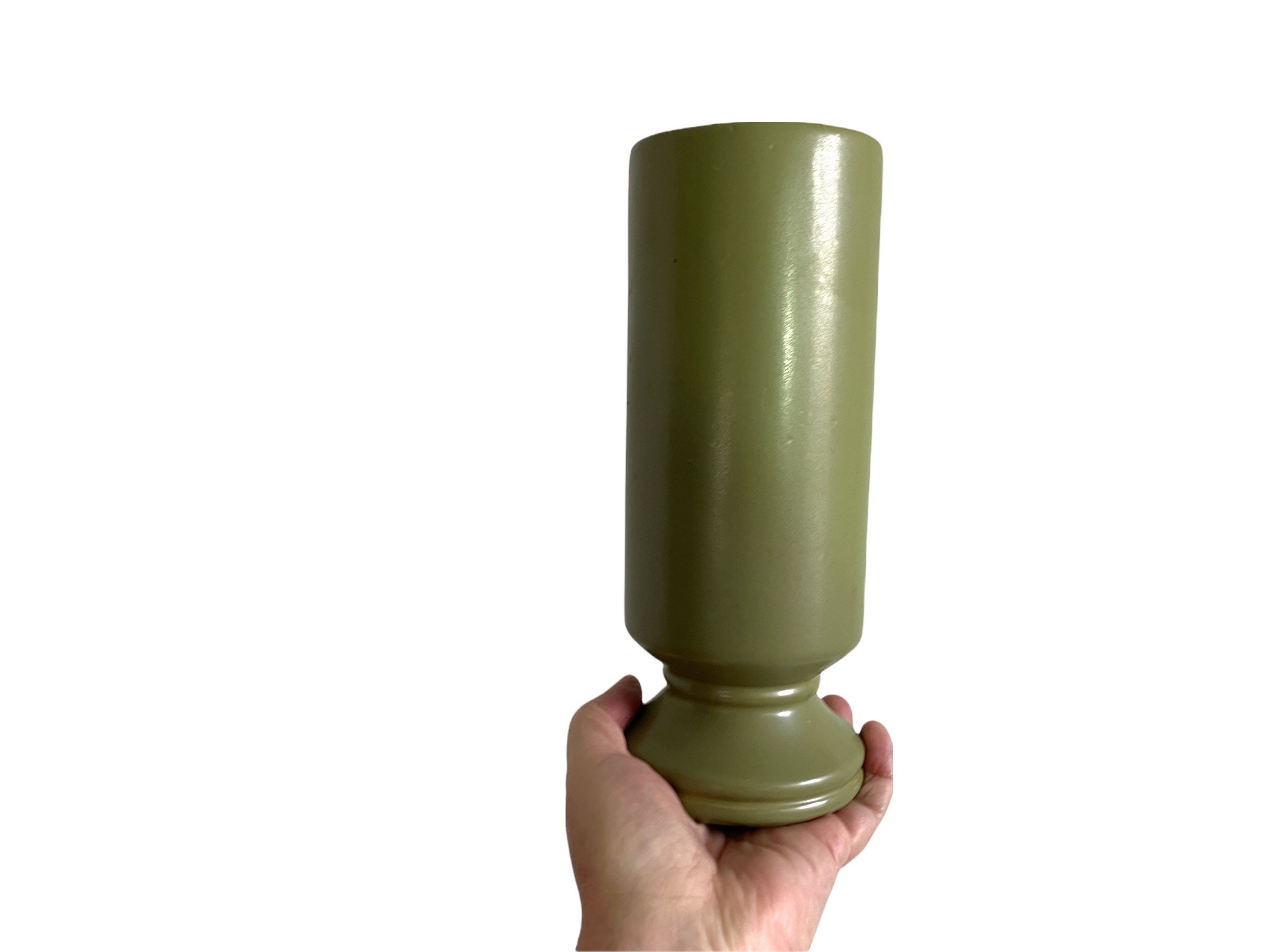 Vintage Floraline Pottery Vase McCoy Pottery #412 - Avocado Green Matte ...