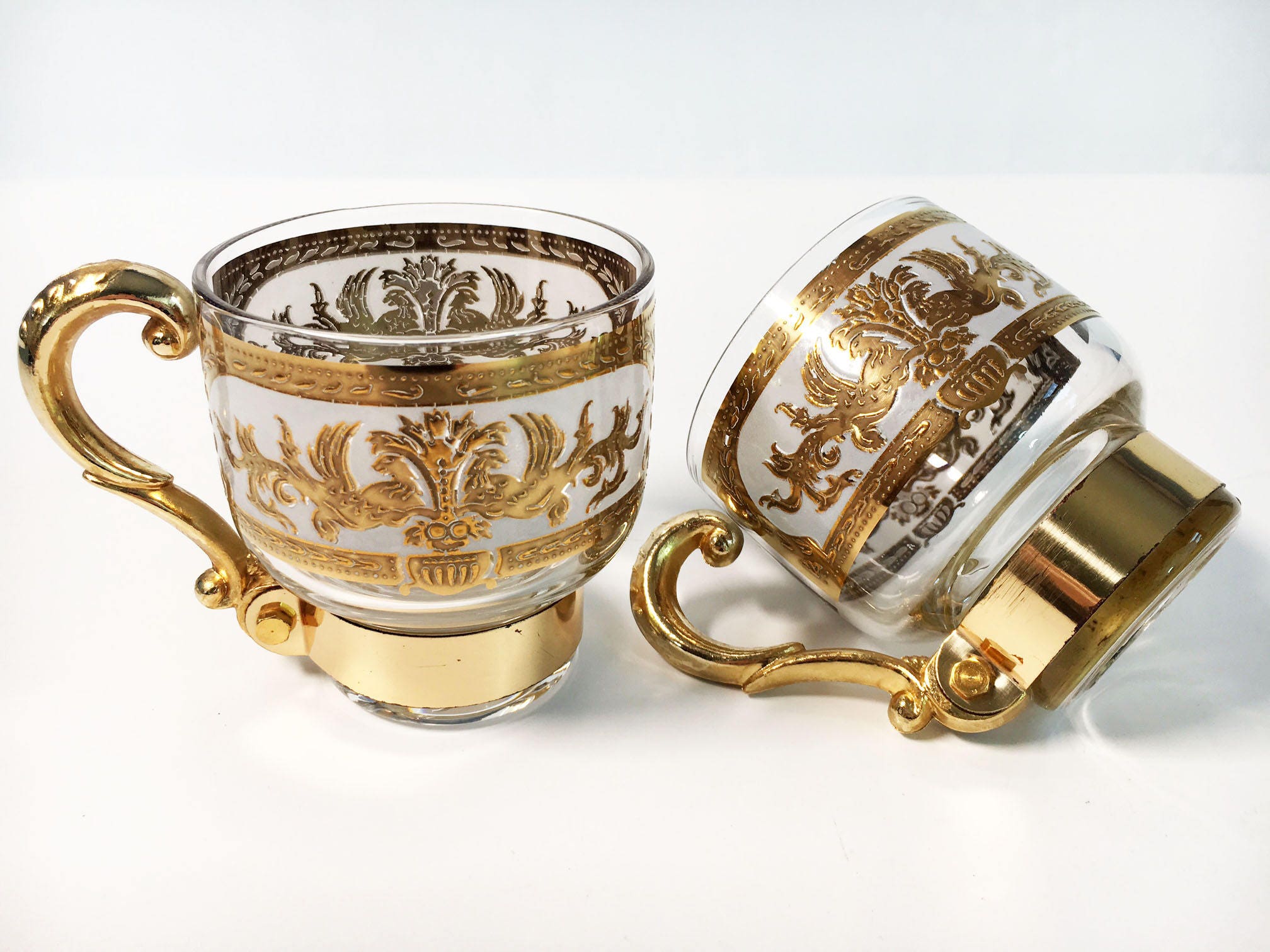 Vintage Gold Glass Coffee Mugs - Set of 4 Clear Dragon Design Gold ... Vintage Gold Glass Coffee Mugs - Set of 4 Clear Dragon Design Gold ...