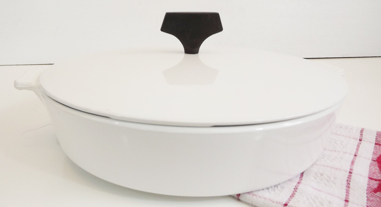 Serving Corning Ware Mid-Century Centura White Coupe Buffet Server or ...