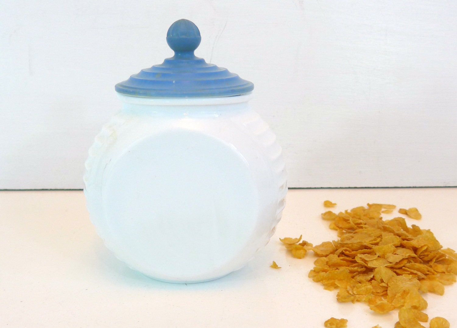 Vintage Anchor Hocking Cereal Blue Circle Canister Jar signed Vitrock ...