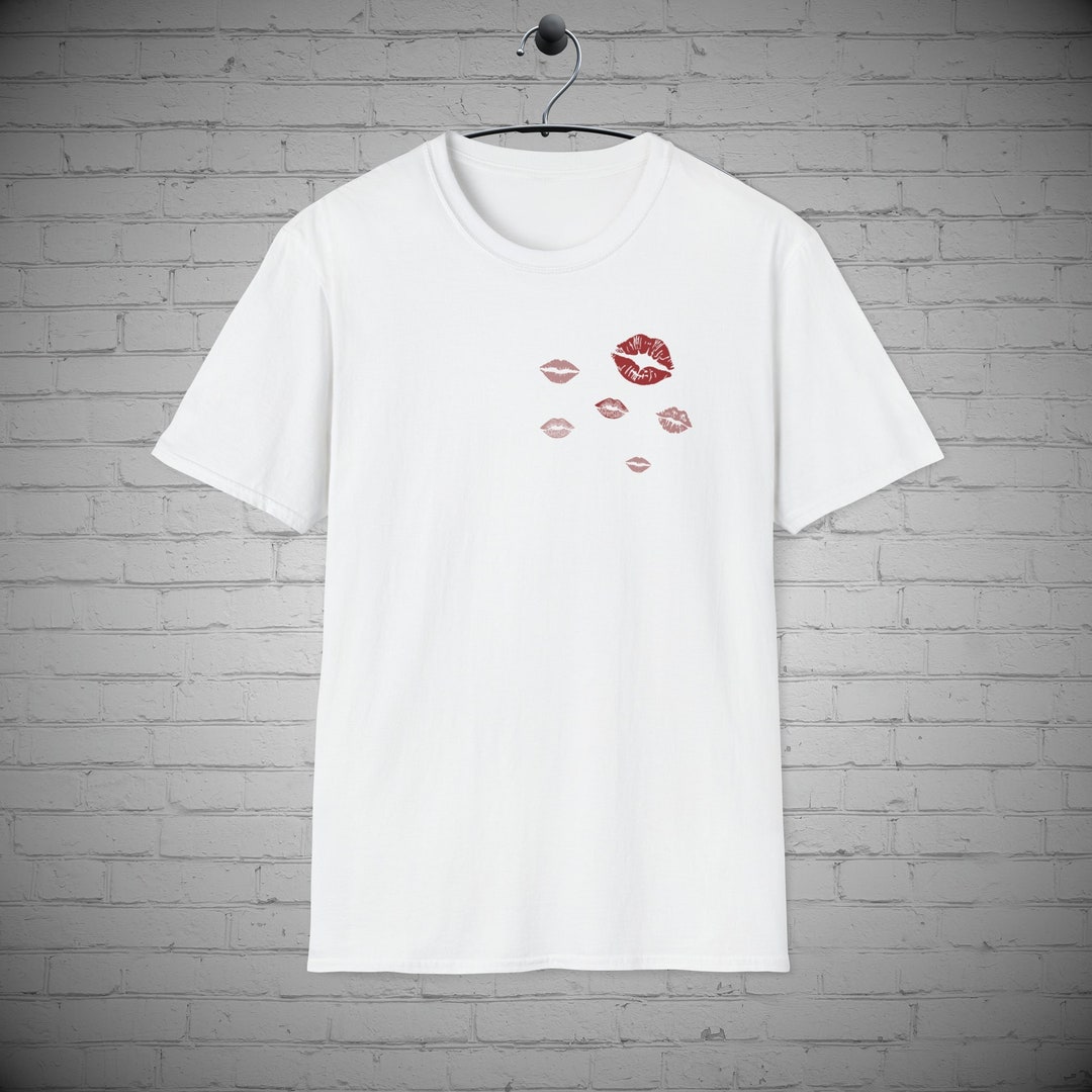 Kiss With Lips T-shirt, Lip Print Tee, Pouty Kiss Smooch Top, Lipstick ...