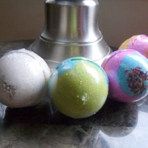 Bath Bombs, Spa Bath Bombs, Wonderful Fragrant Bath Bombs, Soothing and ...