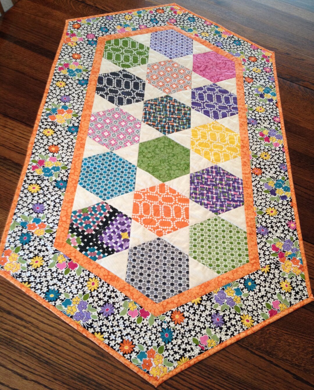 Happy Hexie Table Runner Pattern - Etsy