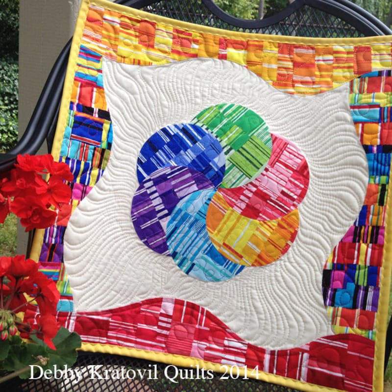 Modern Circle Quilt - Etsy