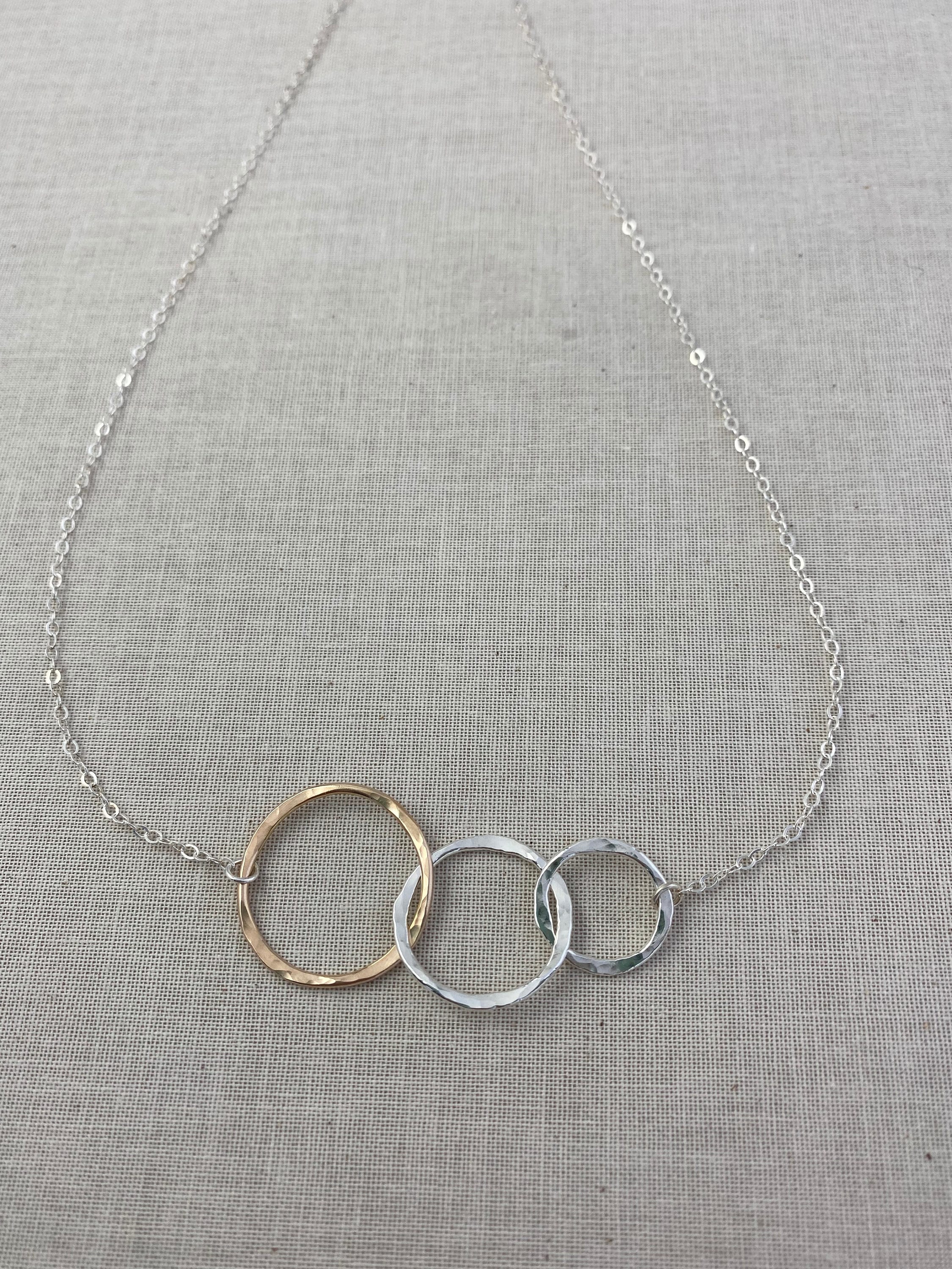 3 Circle Necklace Silver Gold, Eternity 3 Ring Necklace, Interlocking ...