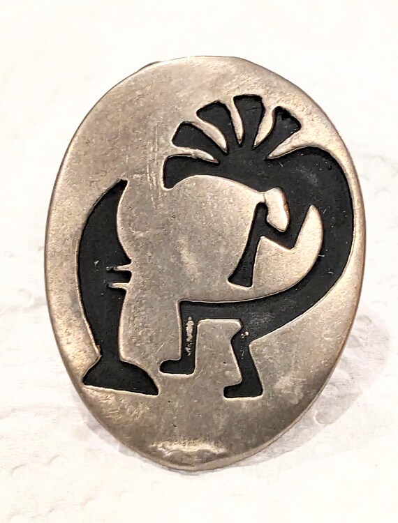 Vintage Hopi KoKopelli Kachina Fish Large Ring - Gem