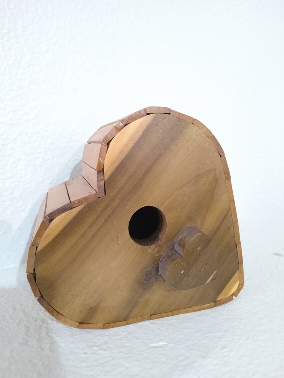 Red Cedar Heart Wooden Birdhouse Valentine - Etsy