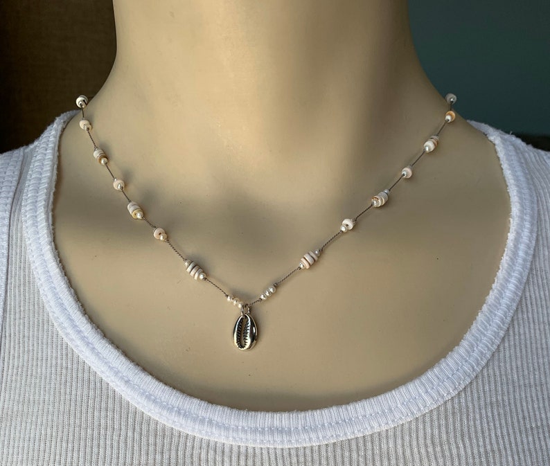 Cowrie Shell necklace / heishi shell beads / pearls / puka | Etsy