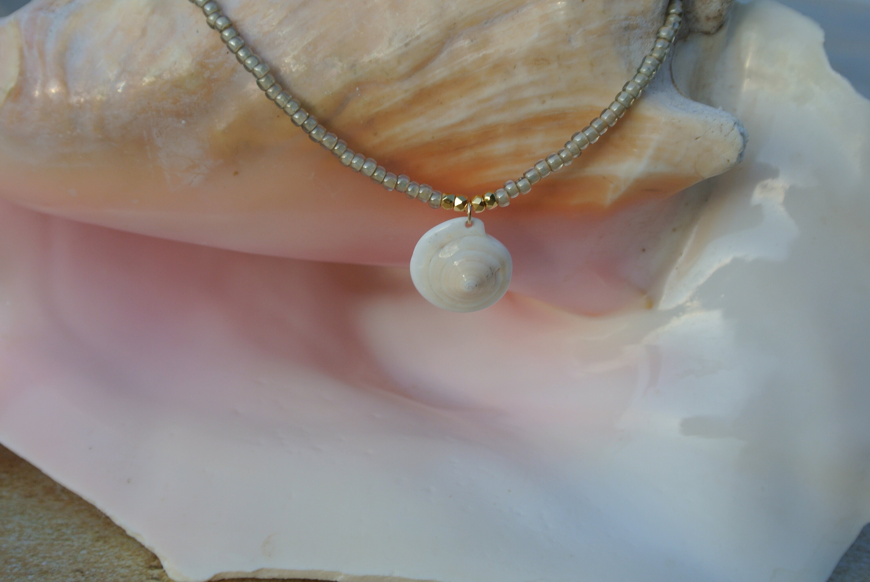 Shell necklace / beaded necklace / shell charm / beach | Etsy