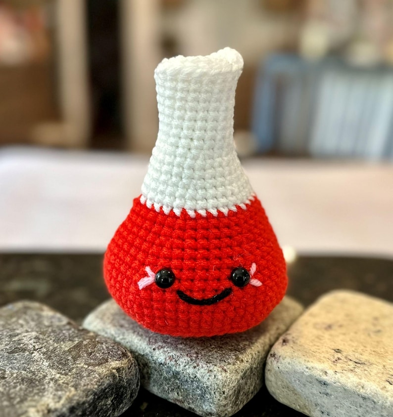 Large Crochet Erlenmeyer Flask, Amigurumi Science Gift - Etsy