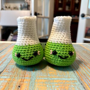 Crochet Erlenmeyer Flask, Amigurumi Chemistry Flask, Crochet Lab ...