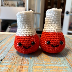 Crochet Erlenmeyer Flask, Amigurumi Chemistry Flask, Crochet Lab ...