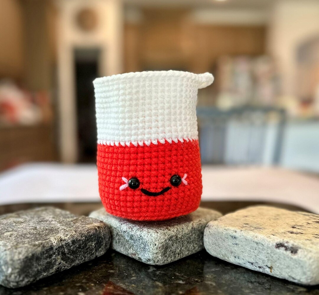 Large Crochet Beaker, Large Amigurumi Chemistry Beaker, Crochet Lab ...