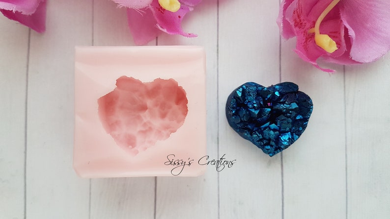 Natural Geode Heart Druzy Mold, 3 Cm, for Epoxy Resin, Polymer Clay ...