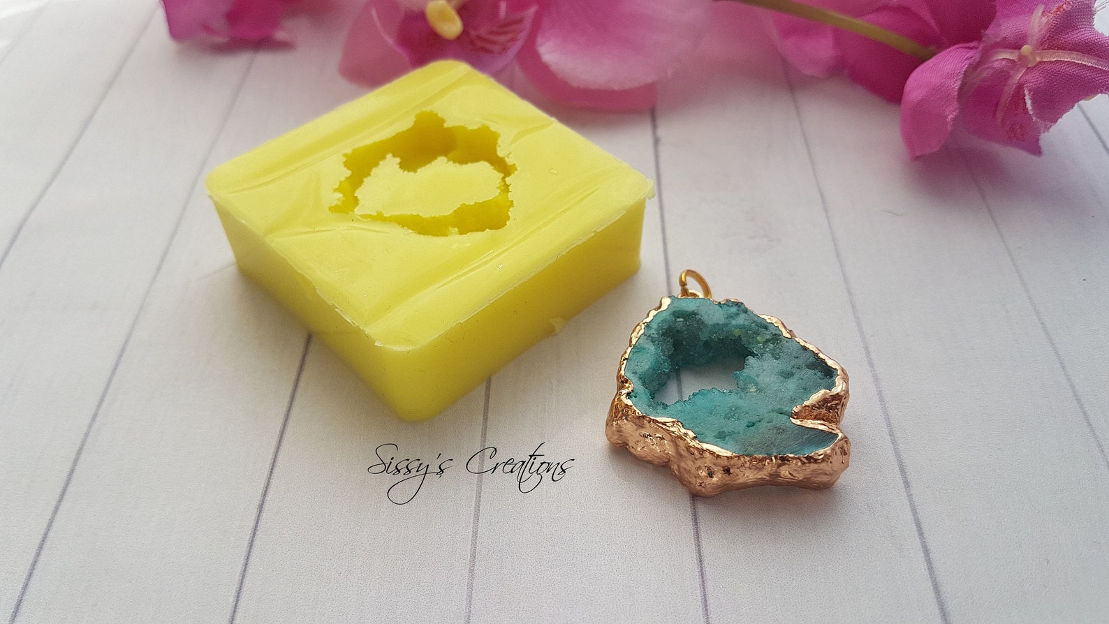 Natural Geode Little Mold 3 Cm for Resin and Polymer Clay | Etsy