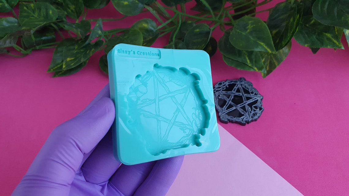 Pentacle Wicca Mold, 5 Cm, for Resin, Polymer Clay, Wax, Soap, Plaster ...