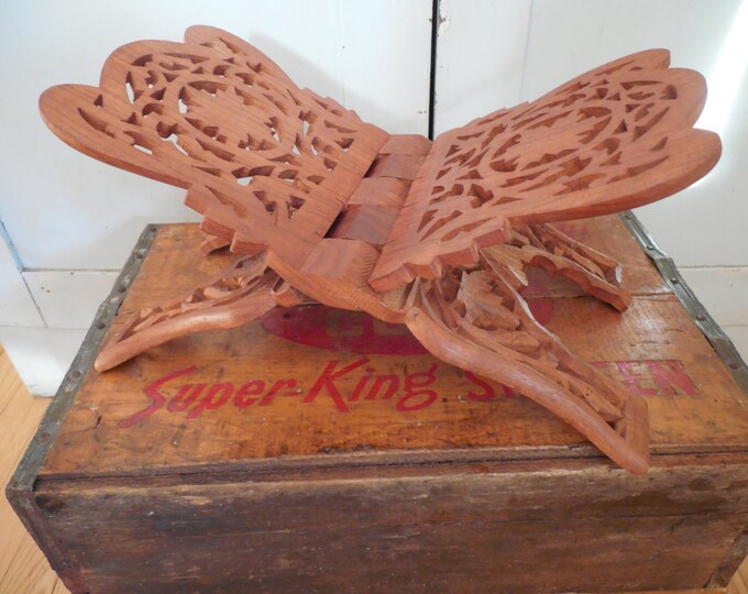 Vintage Wooden Carved Foldable Book or Bible Holder/stand - Etsy