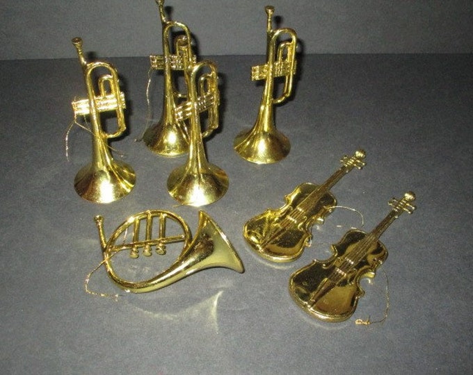 Gold Metallic Plastic Musical Instrument Ornaments, Set of 7, Tree ...