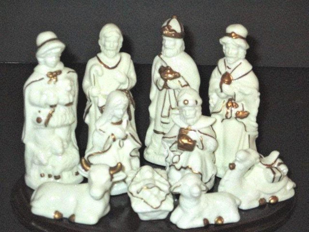 Ivory Glazed With Gold Detailing Porcelain Nativity Set With Wood Base ...