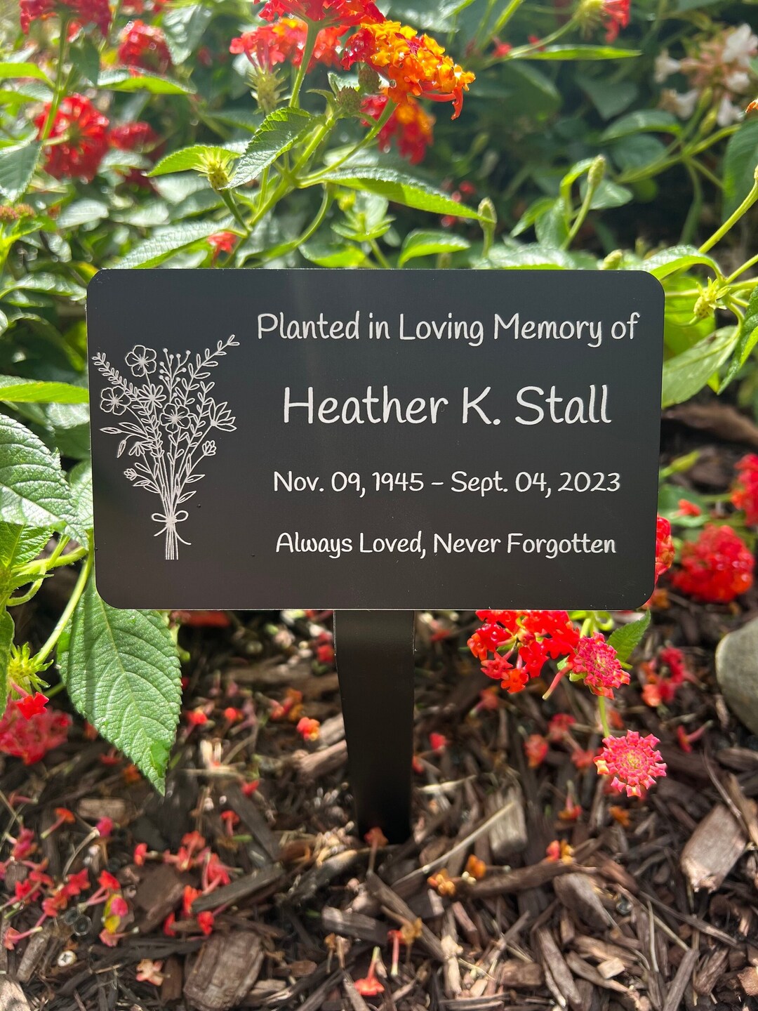 Personalized Memorial Marker With Stake – Small Metal Garden Sign ...
