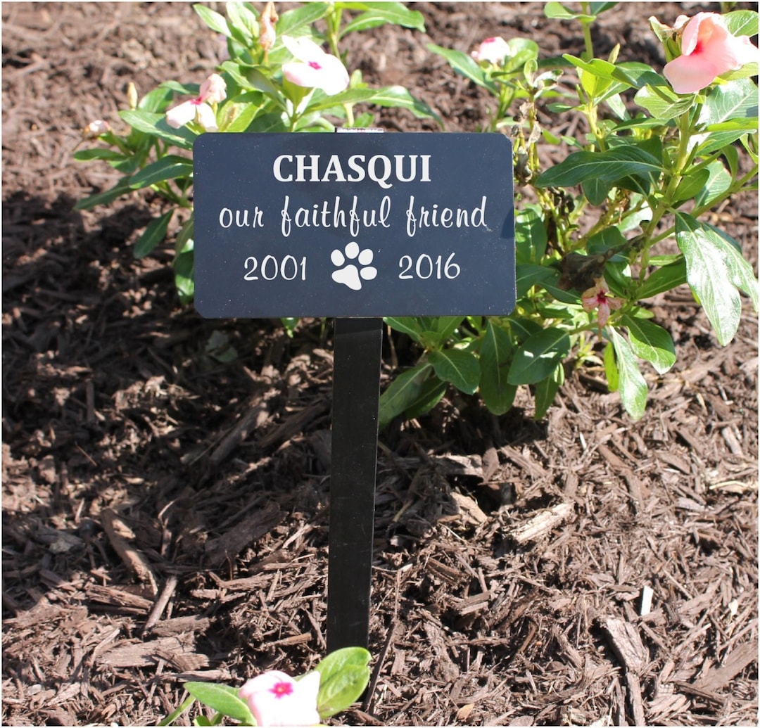 Custom Pet Memorial Plaque With Stake, Engraved Garden Tribute Sign for ...