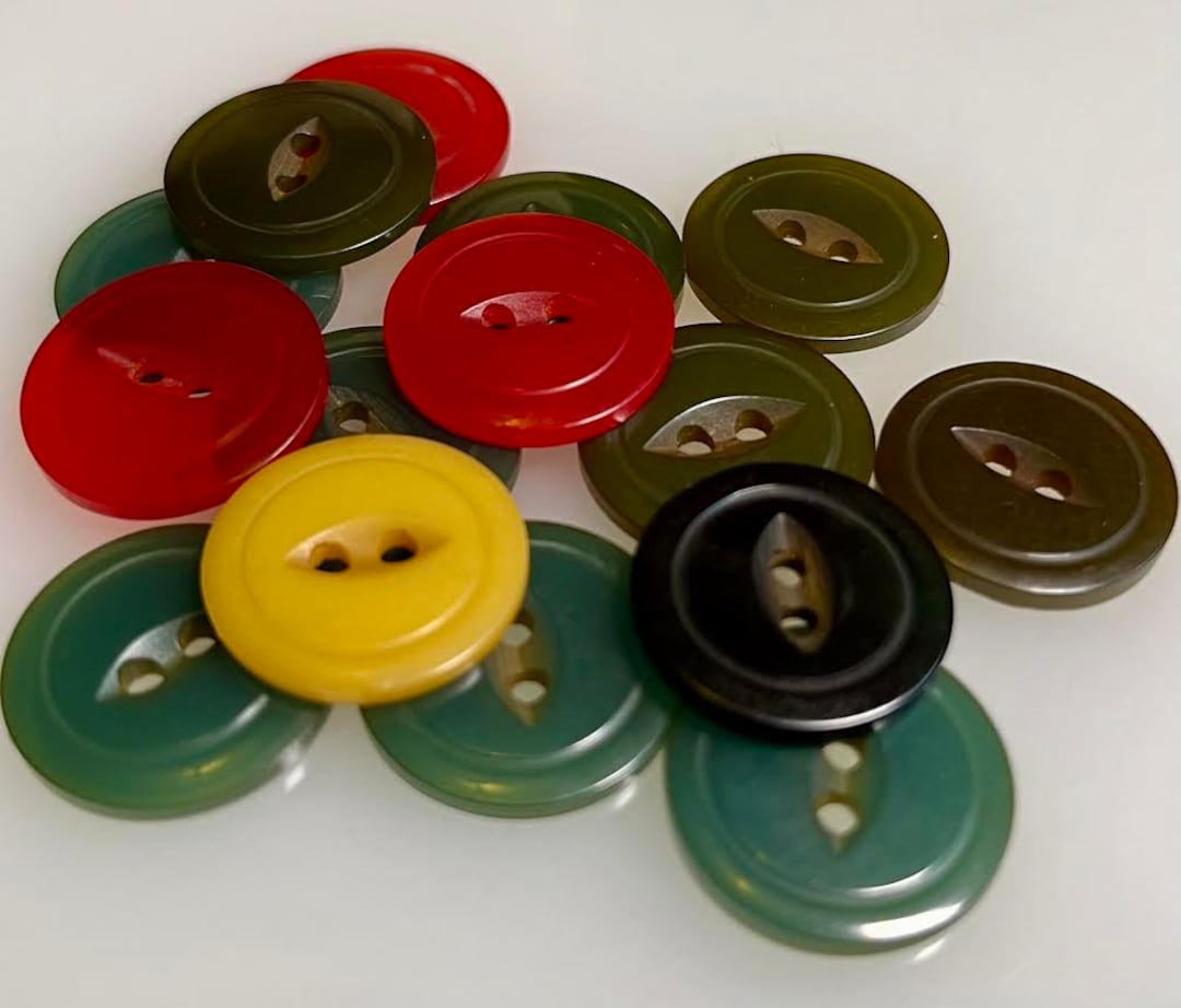 Cat Eye Bakelite Vintage Button Different Colors Available - Etsy
