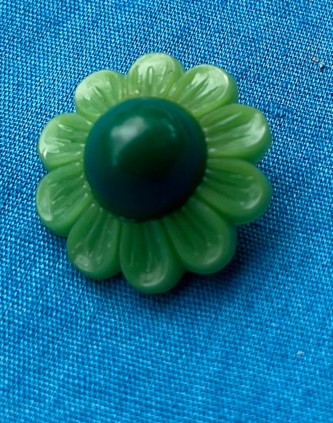 Vintage Flower Button - Etsy