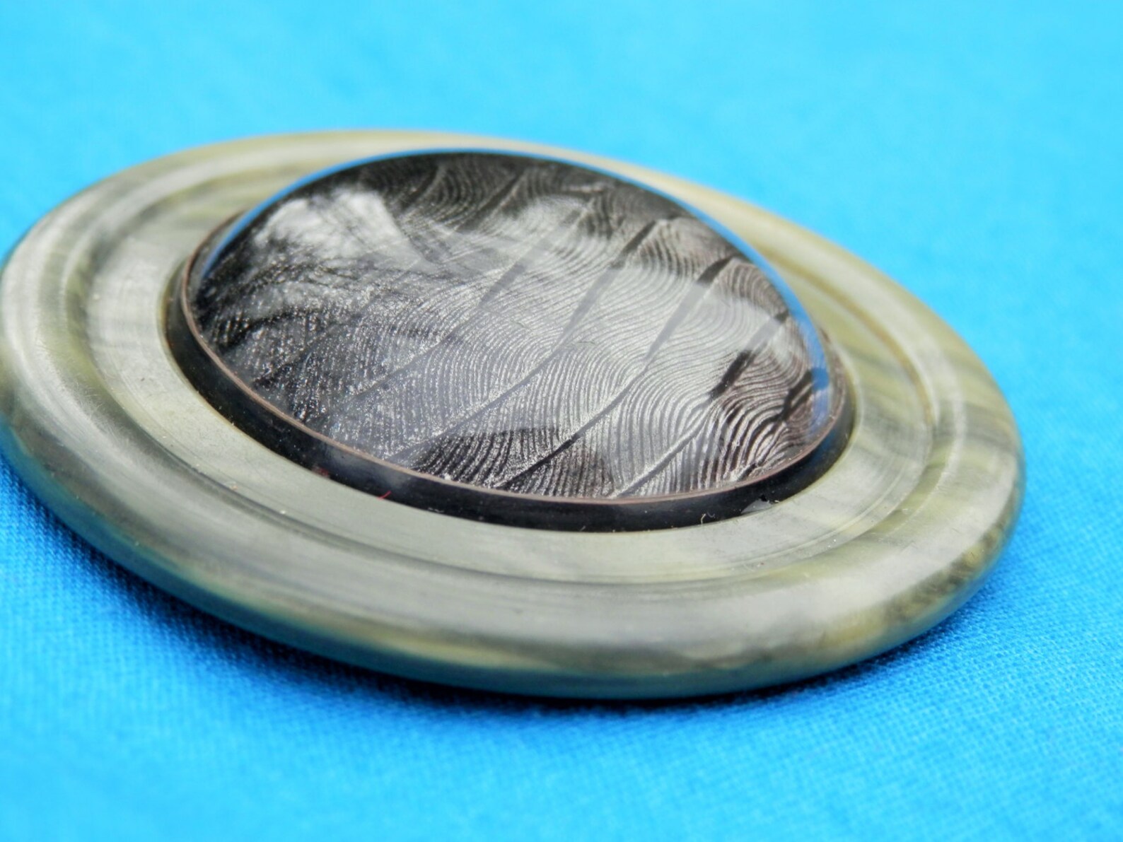 XL Vintage DUG Button - Etsy