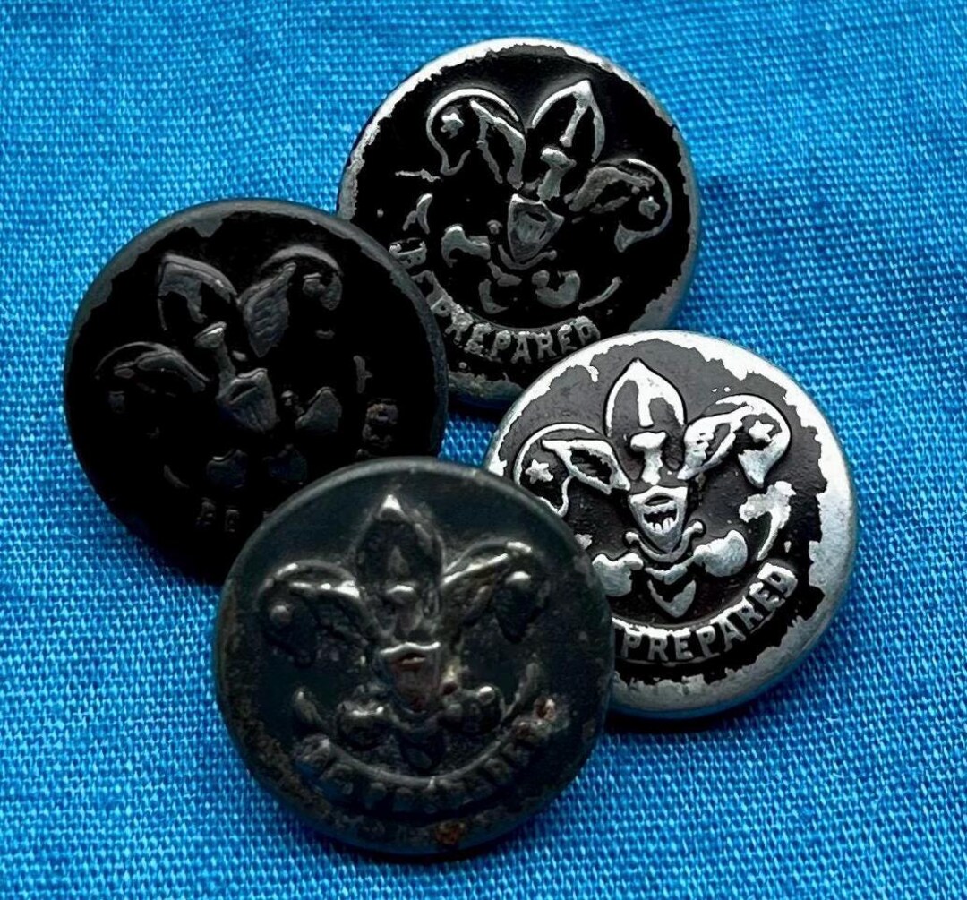 BOY SCOUTS SET Vintage Buttons - Etsy