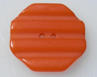 One Chunky Bakelite HEART Button 3/4 Inch Vintage Carved Pumpkin Orange ...
