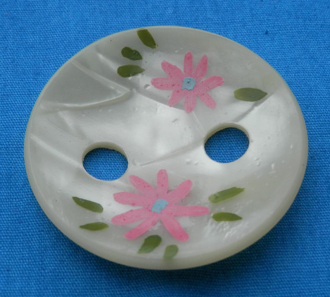 XL Painted Faux Shell Vintage Button - Etsy
