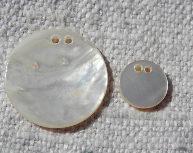 BEAUTIFUL Antique SHELL IRRIDESENT Button Handcarved - Etsy