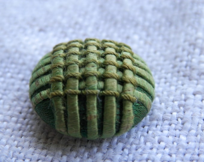 Antique Thread Green Silk Button - Etsy