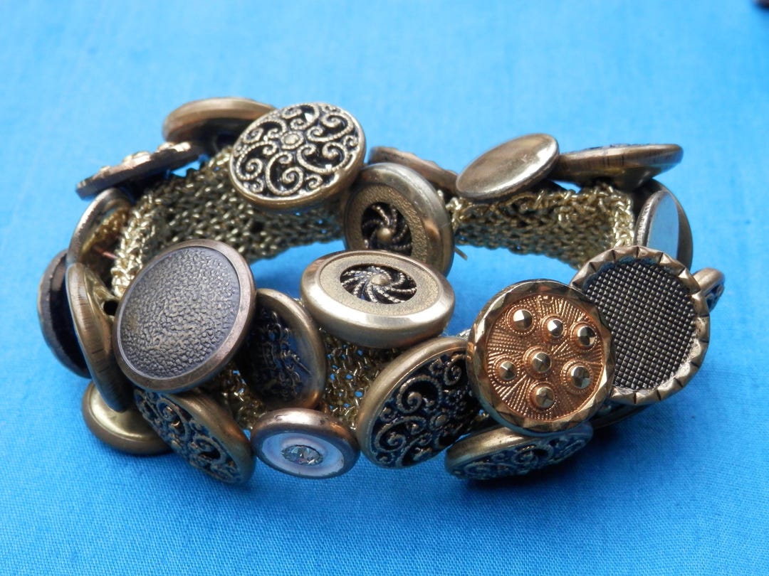 Vintage Button Bracelet - Etsy