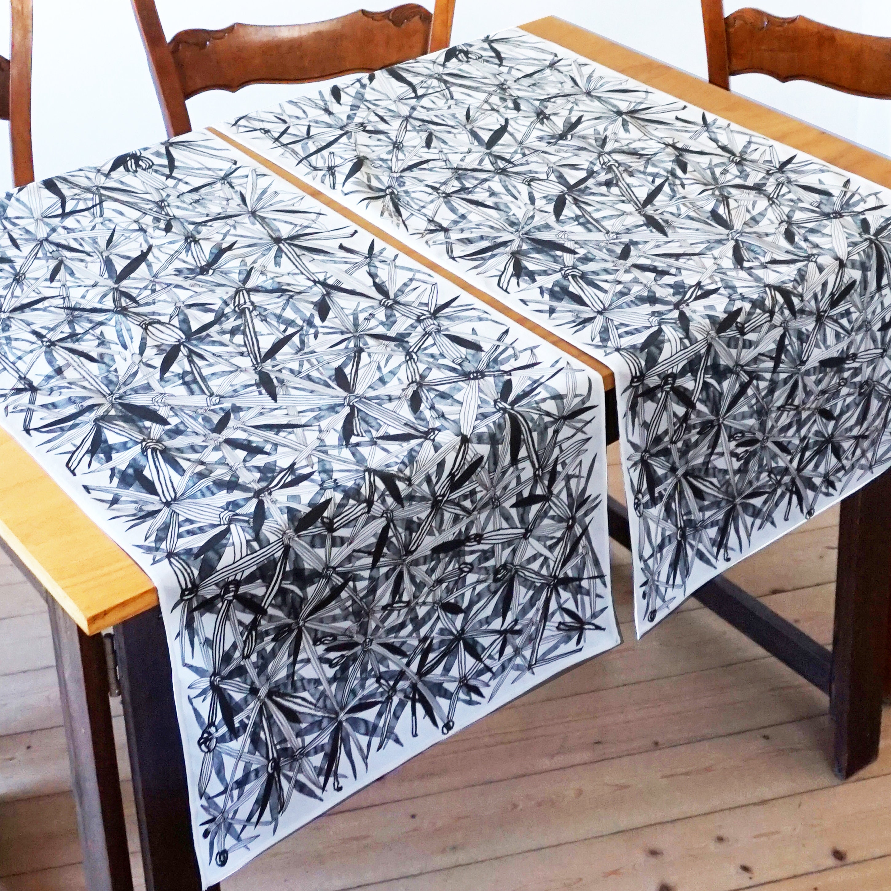 table runner braid hand drawing, artfully designed fabric, floral, cotton